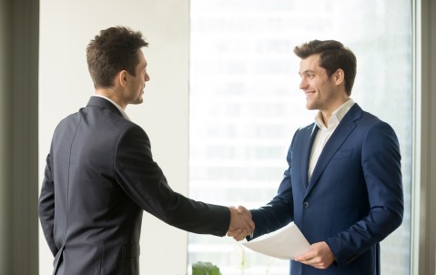 ¿Qué es un reaseguro y qué tipos hay? | Hiscox España